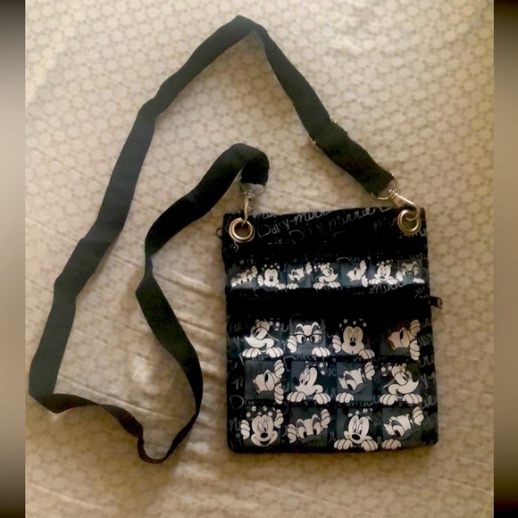 Disney | Bags | Disney Crossbody | Poshmark